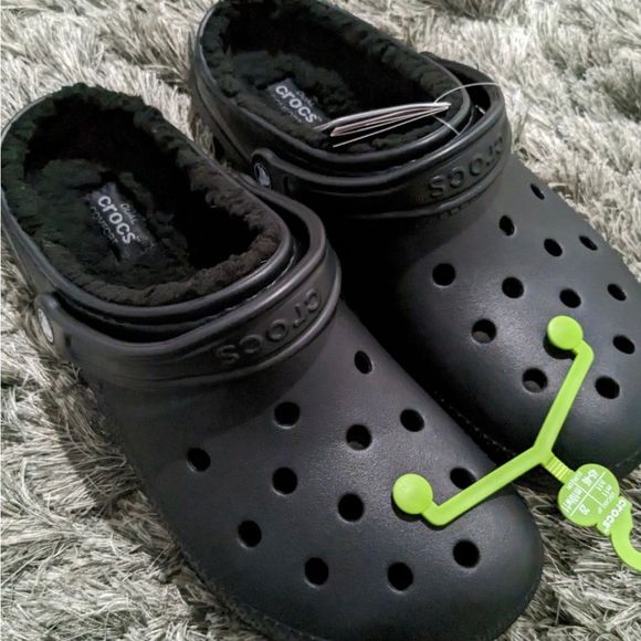 CROCS | Shoes | Crocswith Fur For Men Size 1 For Men | Poshmark